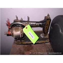 WHITE ROTARY SEWING MACHINE