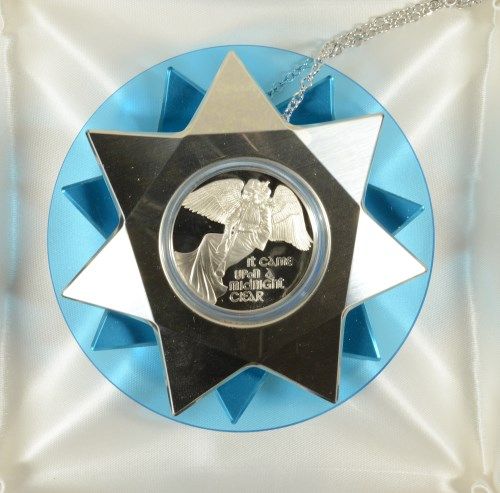 Vintage 1976 Sterling Silver Franklin Mint Christmas Ornament
