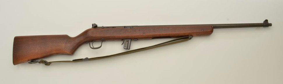 H & R Model 65 Reising semi-auto magazine training rifle, .22LR cal ...