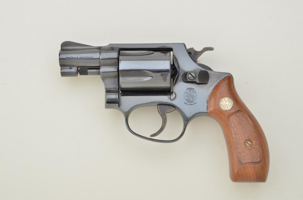 Smith & Wesson Model 36, 38 Special cal., 2” barrel, blue finish ...
