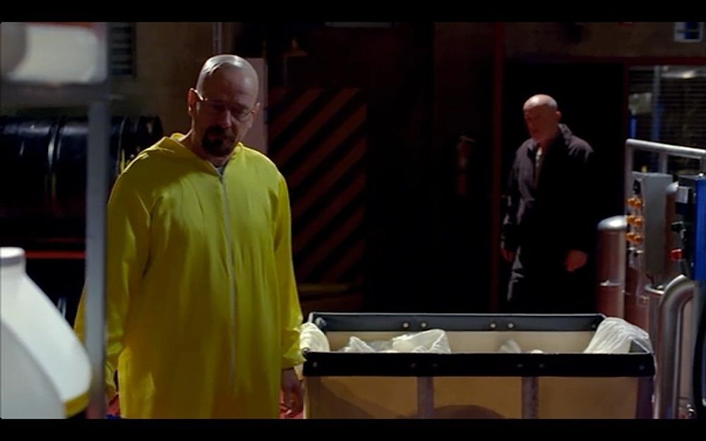 Breaking Bad (TV) - Walter White's Hazmat Suit with Gas Mask (Bryan ...
