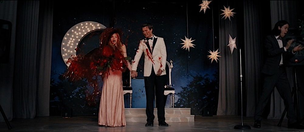 Carrie (2013) - Tommy Ross' Outfit (Ansel Elgort)