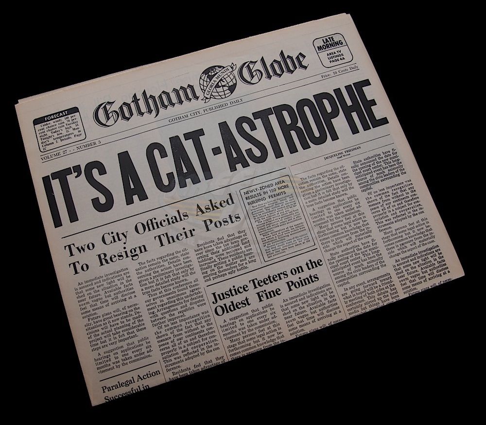 Batman Returns - Gotham Globe Newspaper