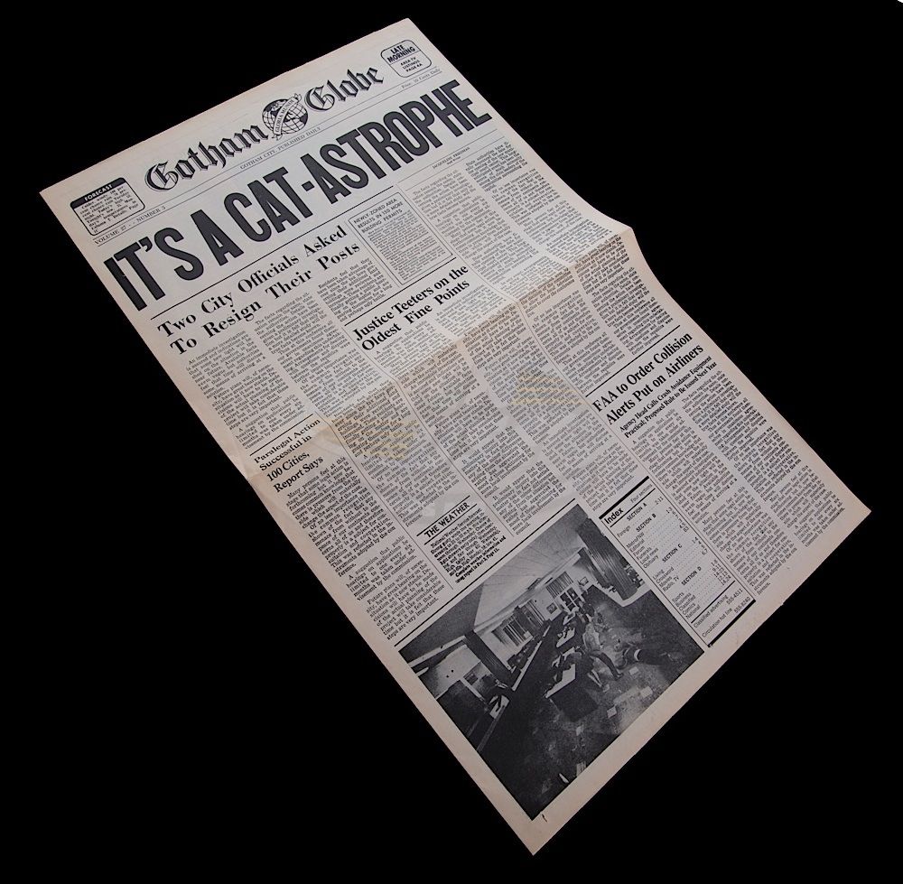 Batman Returns - Gotham Globe Newspaper