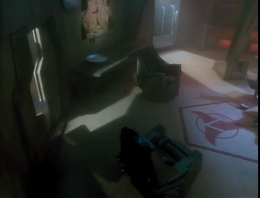 Star Trek: The Next Generation (TV) - Klingon Chair