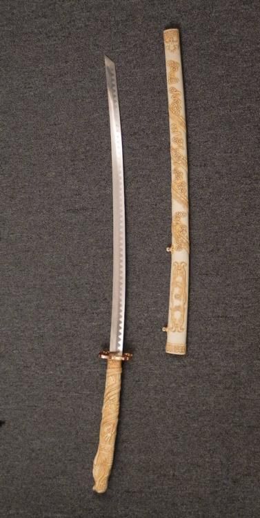 JAPANESE KATANA SAMURAI SWORD-27" BLADE-BONE/IVORY