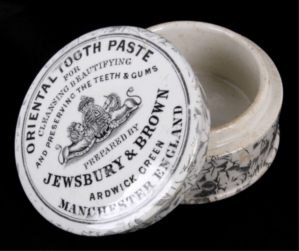 Oriental Tooth Paste Jewsbury & Brown Box