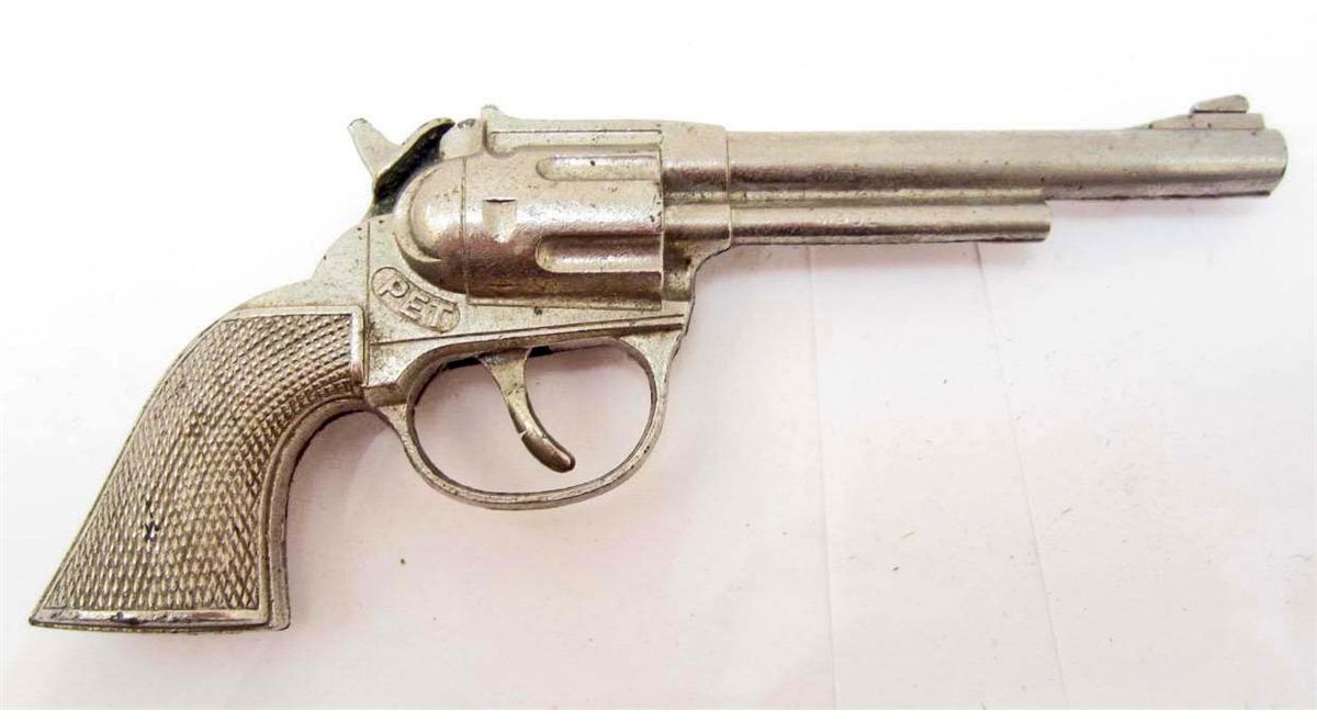 VINTAGE HUBLEY PET METAL CAP GUN