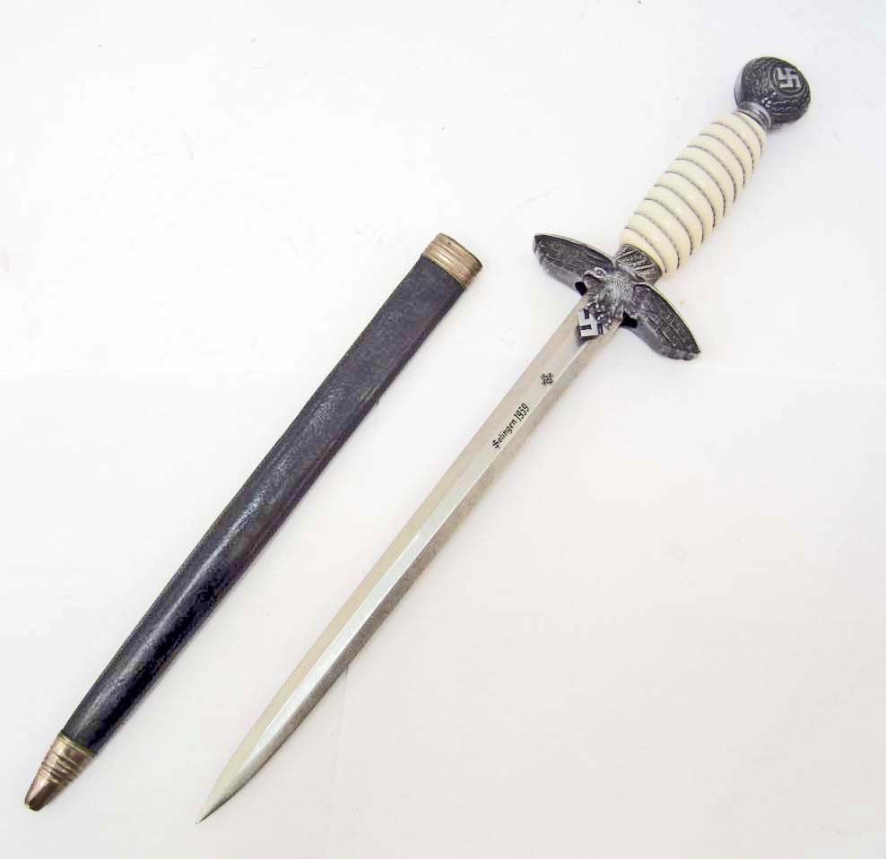 GERMAN NAZI LUFTWAFFE DAGGER W/ SHEATH