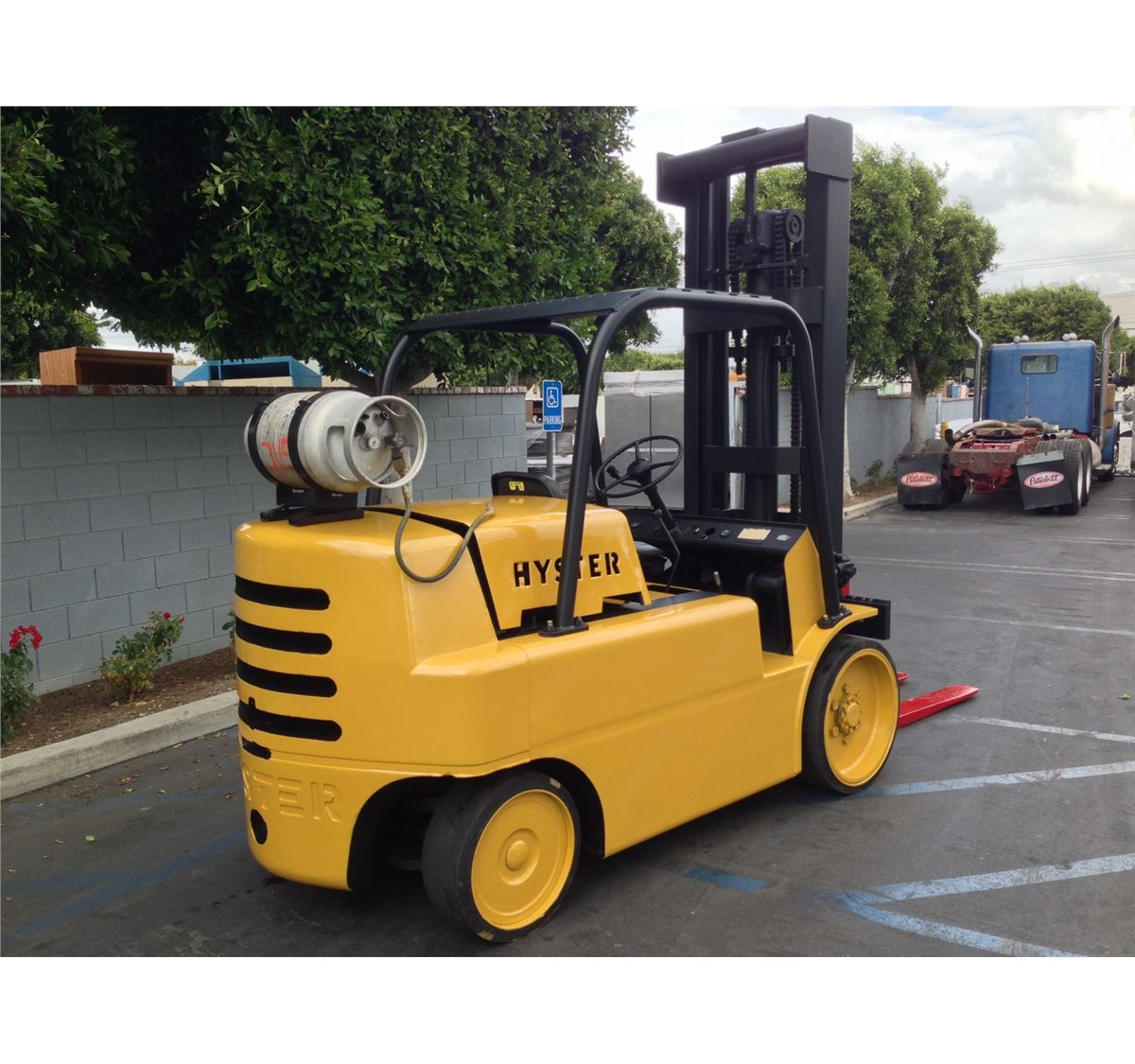 1982 HYSTER S150A FORKLIFT