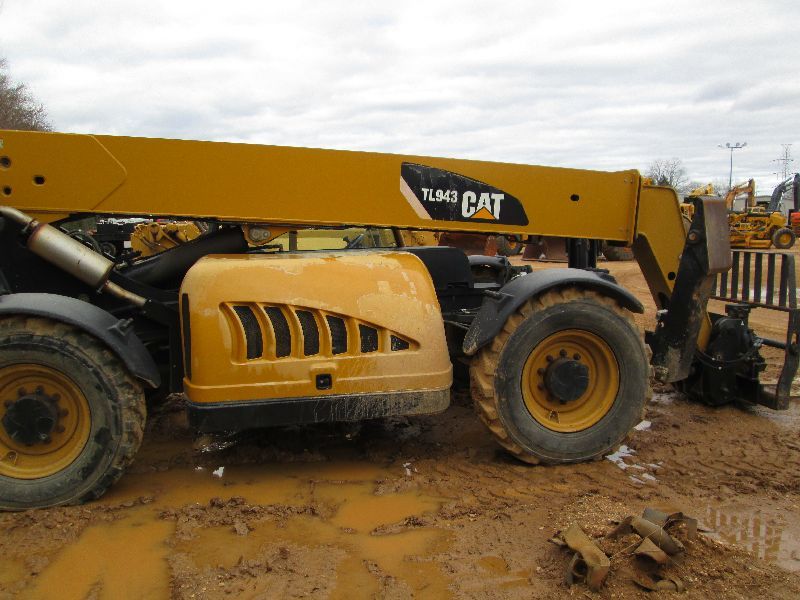 CAT TL943 TELESCOPIC FORKLIFT, S/NM TBL00815 (07 YR) 9K CAP, TILT ...