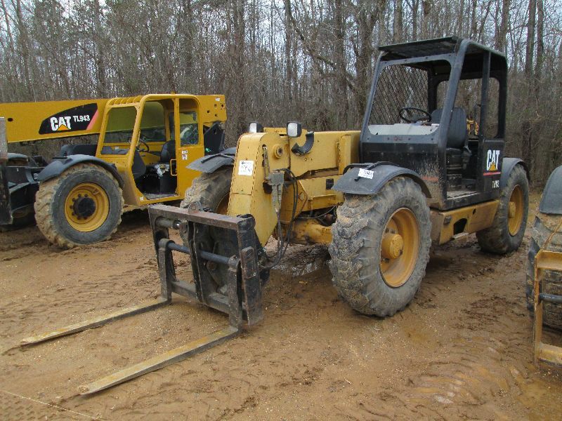 CAT TH82 TELESCOPIC FORKLIFT, S/N 3JN017538K (02 YR) CAP, TILT CARRIAGE ...