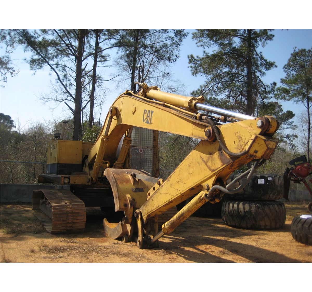 CAT 225D LC HYDRAULIC EXCAVATOR, S/N 8R6024, 9' STICK, GRAPPLE, ECAB ...