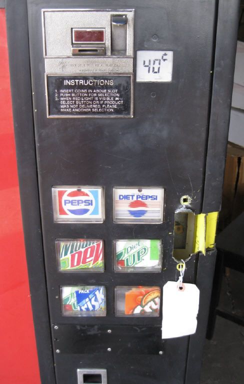 Coin Operated Pepsi Vending Machine,