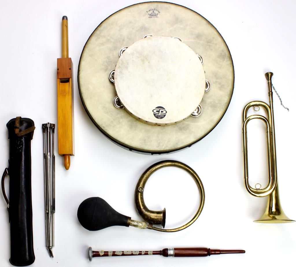 Collection of 7 misc. musical instruments