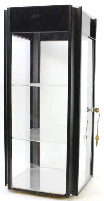 Counter top revolving display case