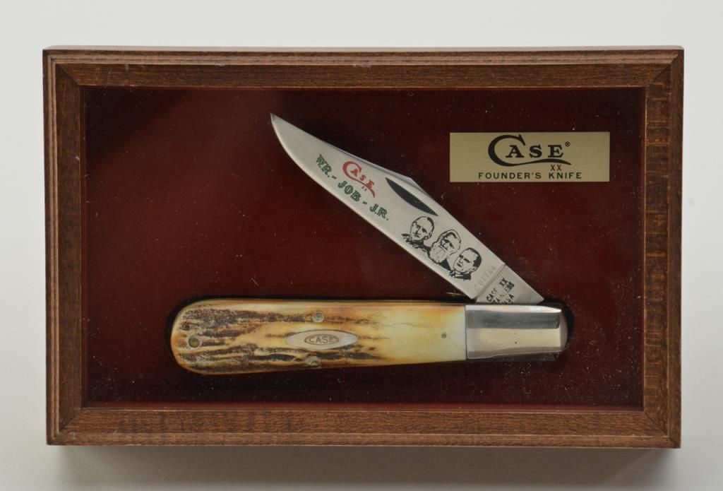 Case XX Founder’s Knife, #C01744 in wood and glass display case, fine ...