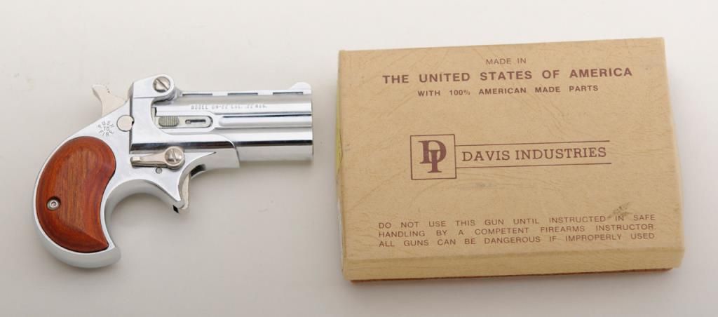 Davis Industries Model DM-22 O/U derringer, .22 Magnum cal., 2-1/4 ...