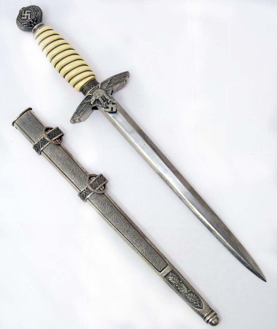 GERMAN NAZI LUFTWAFFE 2ND MODEL DAGGER W/ SCABBARD