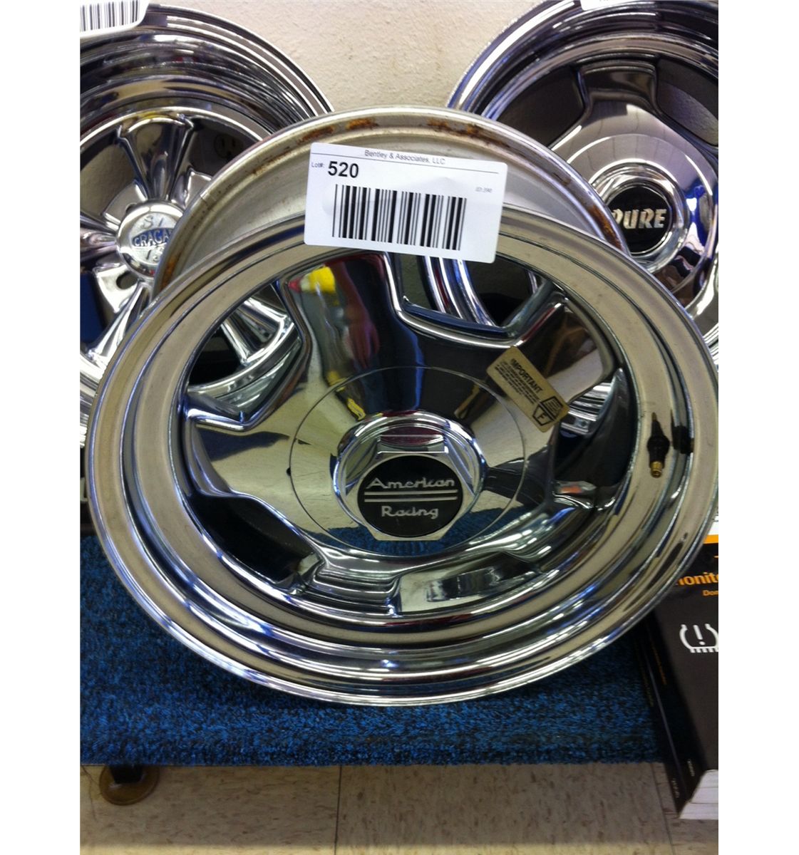 15" 6 LUG AMERICAN RACING WHEEL