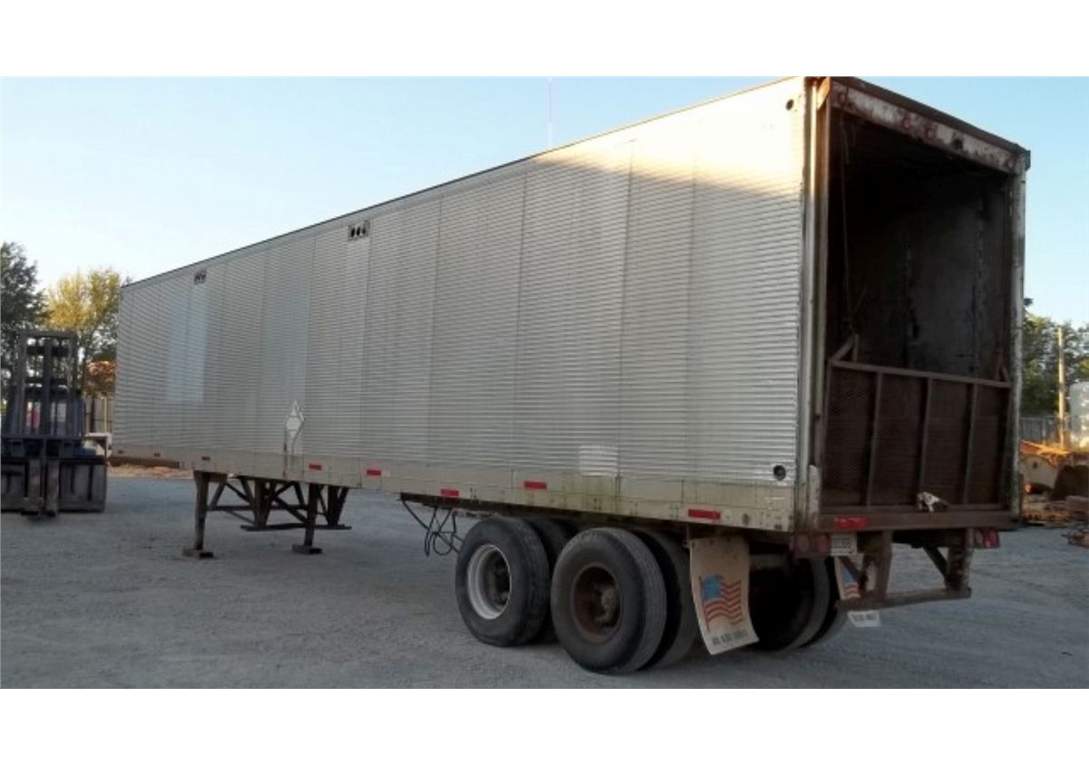 1974 Fruehauf chip van trailer