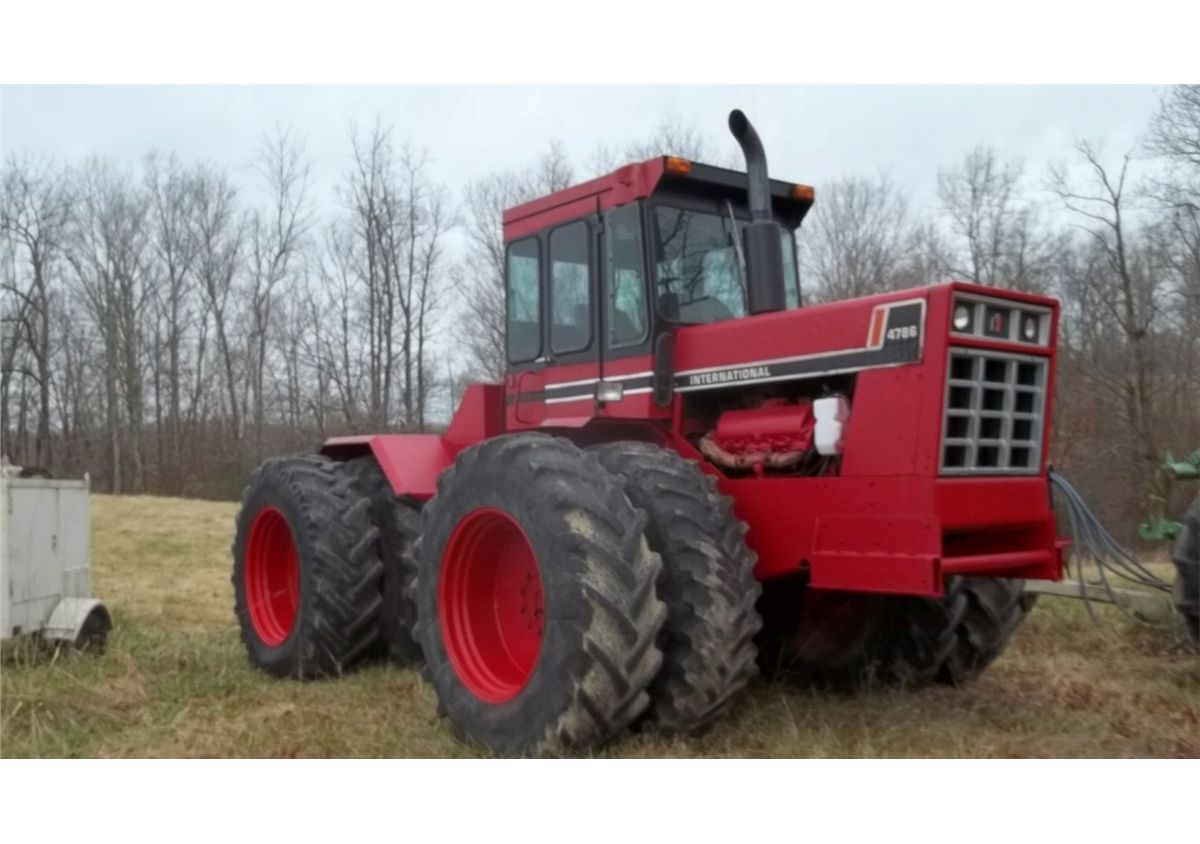 1978 IH 4786 Farm Tractor