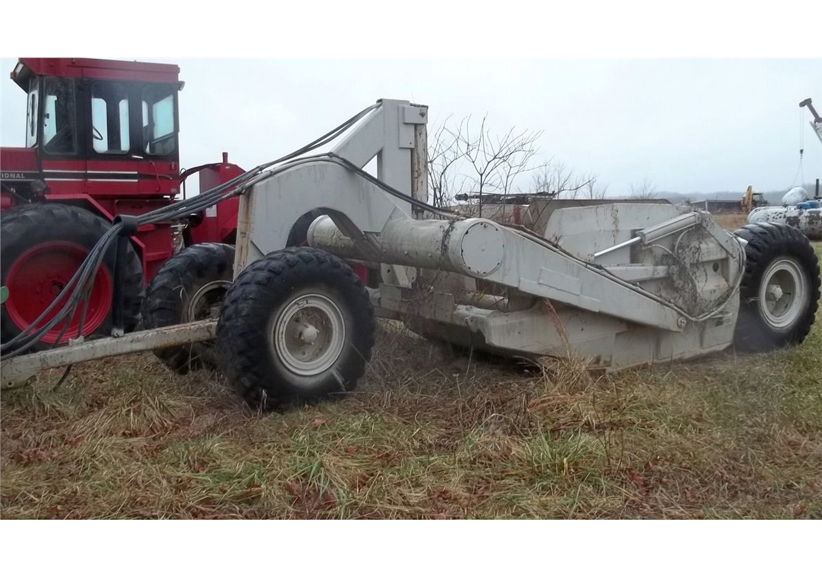 Cat 70 Pull Behind Scraper