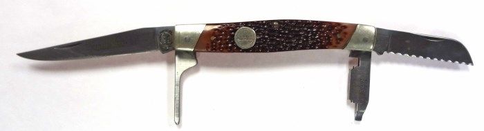 Remington R2 Waterfowl Knife. in box