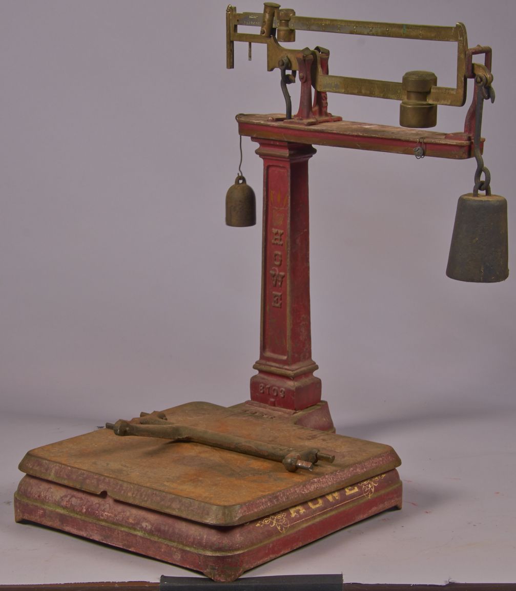 Howe Cast-Iron Balance 2 Beam Scale w/ Weights