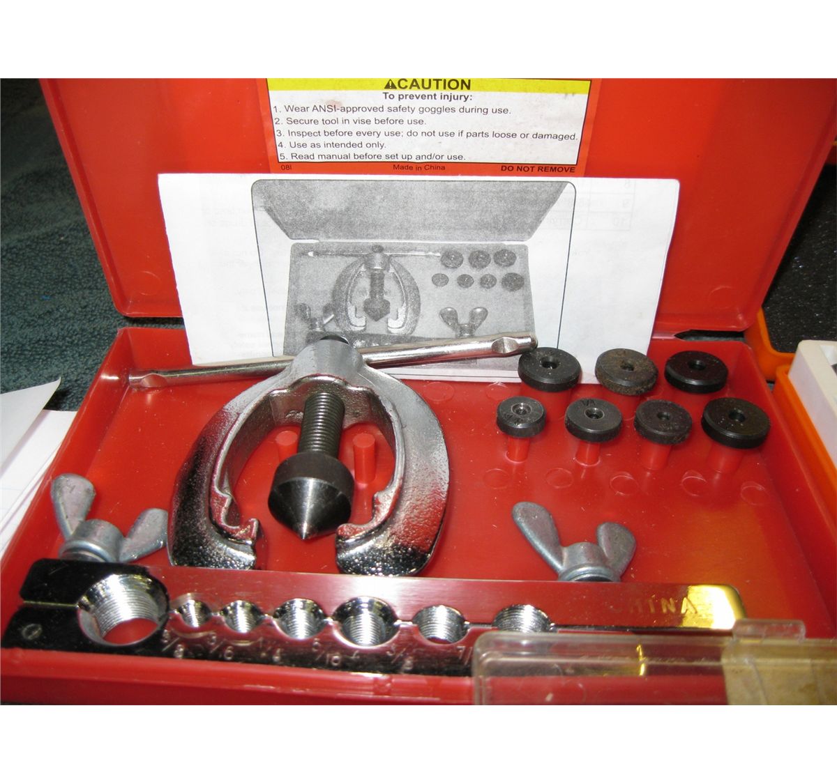 Rigid screw extractor set, Double tube flaring