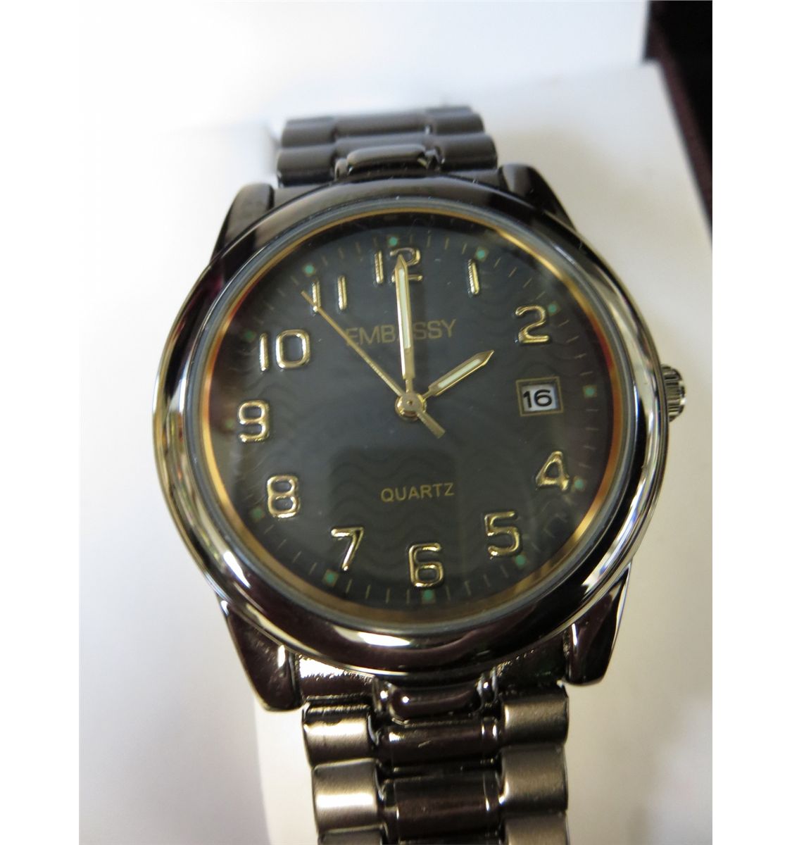 Embassy date watch, stretch band, brand new