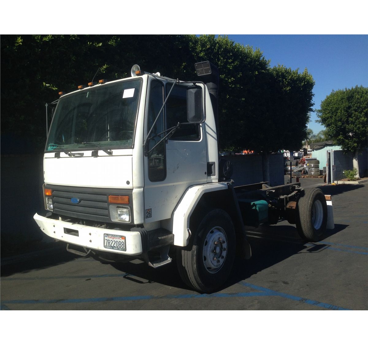 1997 FORD CF8000