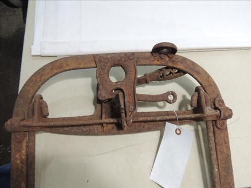 ANTIQUE LOUDEN IRON FARM EQUIPMENT HAY BALE LIFT