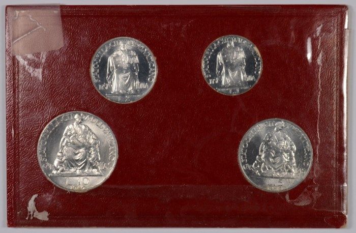 1949 VATICAN COIN SET
