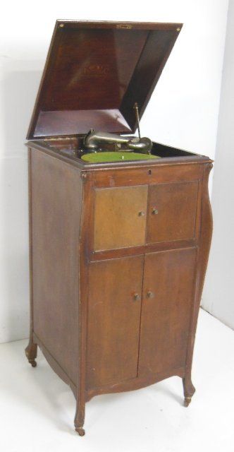 Standing Victrola