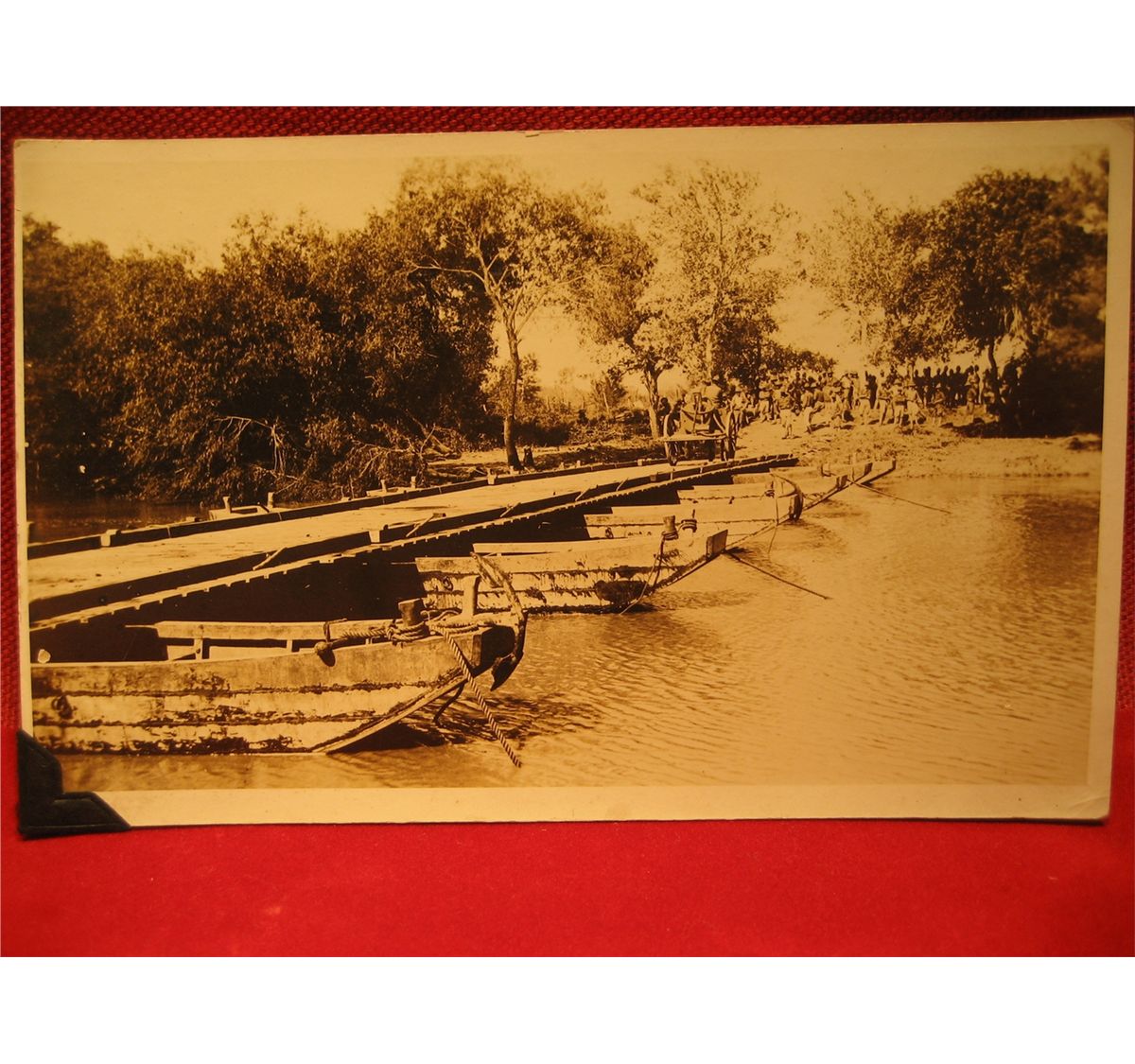 POST CARDS RPPC TWO WAY BRIDGE PONTOON BRIDGE WAR WOLD 1 SOLDIERS