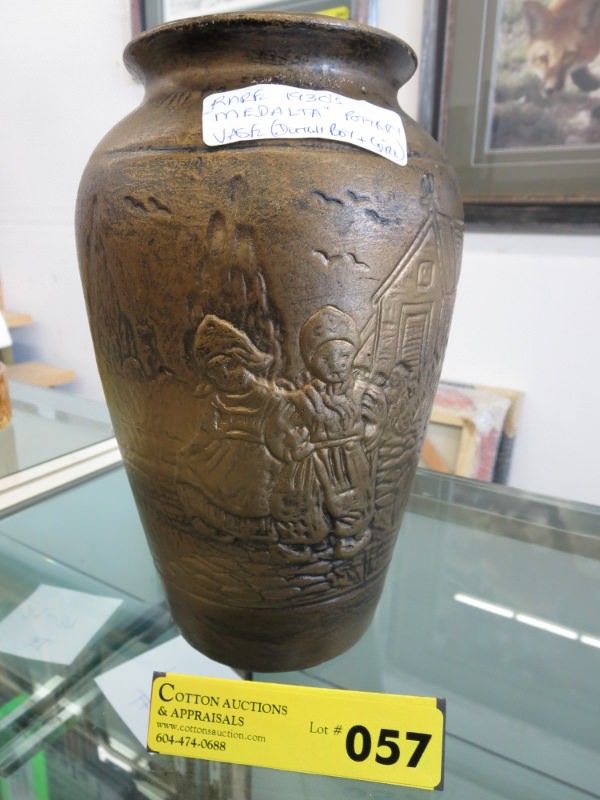 Rare 1930s "Medalta" pottery vase