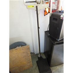 Vintage Chatillon weigh scale