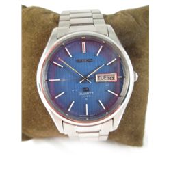 SEIKO BLUE FACE MANS DAY DATE QUARTZ WRIST WATCH