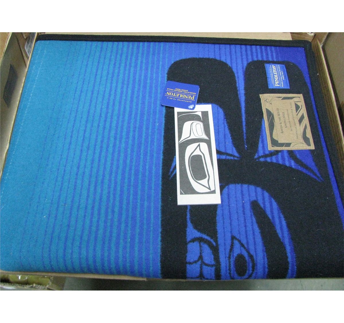 Pendleton Blanket - Raven and the Box of Knowledge