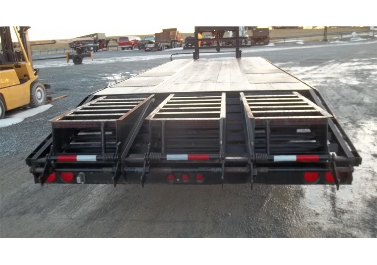 2012 Becker Gooseneck Trailer