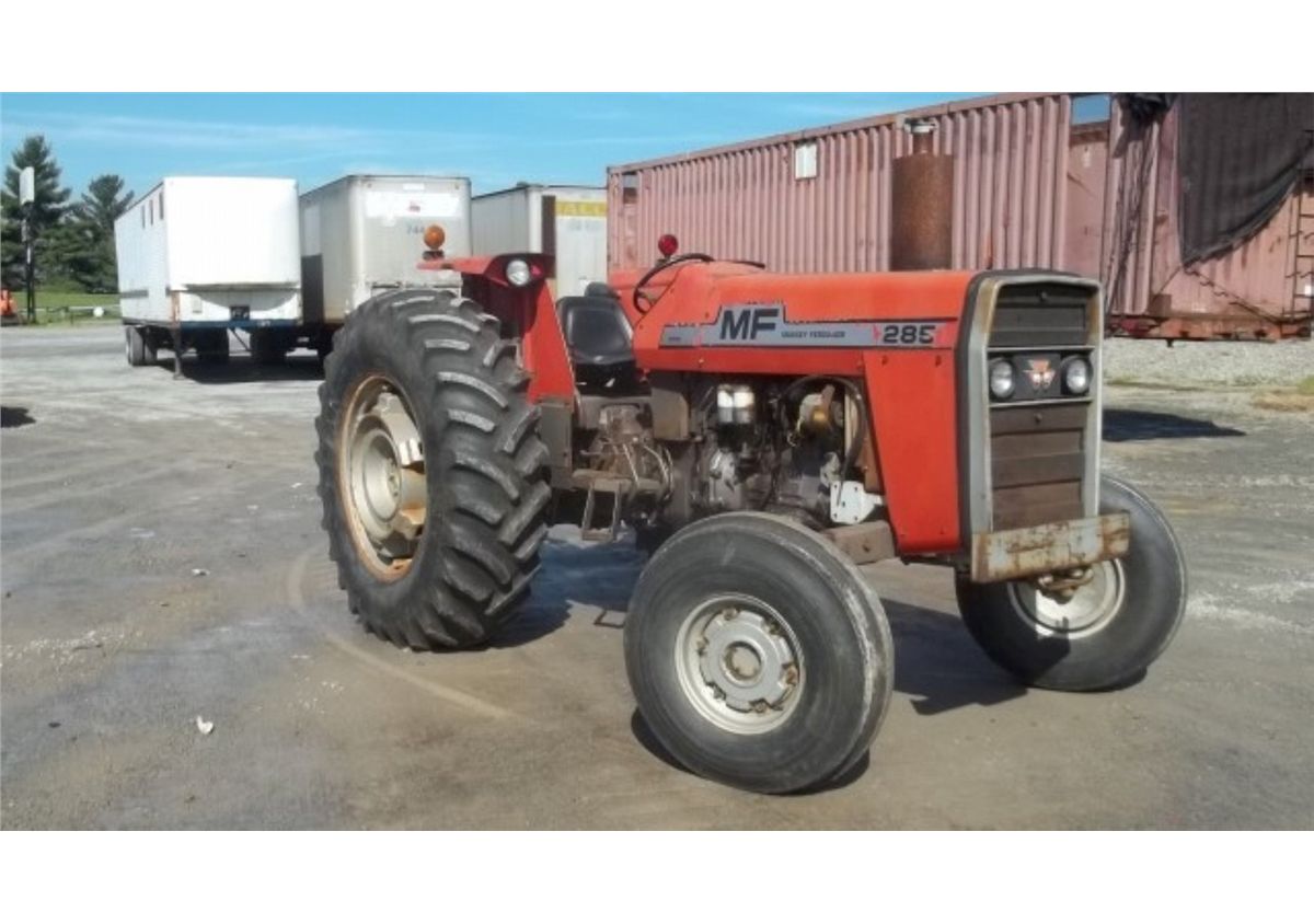 1980 Massey Ferguson 285 Farm Tractor
