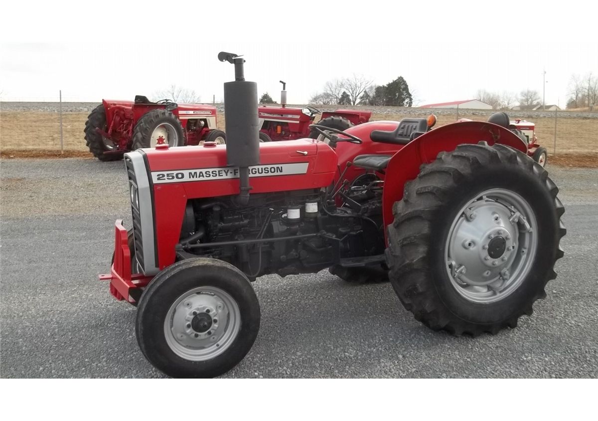 Massey Ferguson 250 Farm Tractor