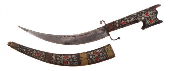 A MOROCCAN NIMCHA DAGGER