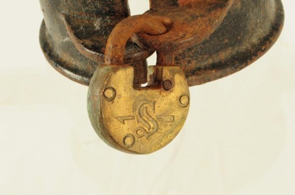 Spike Clog Prison Shackle