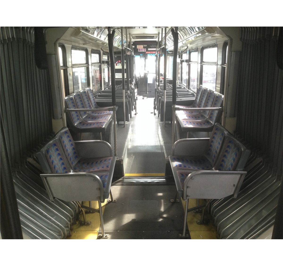 2000 NEW FLYER D60LF