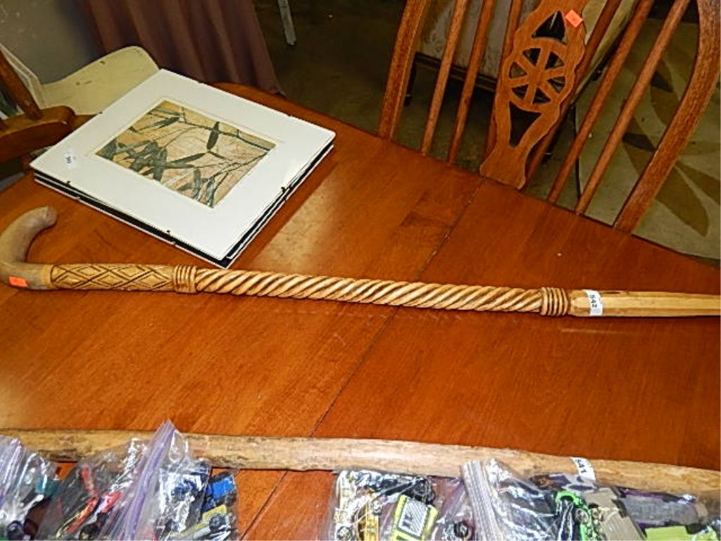 TWISTED WOOD CANE