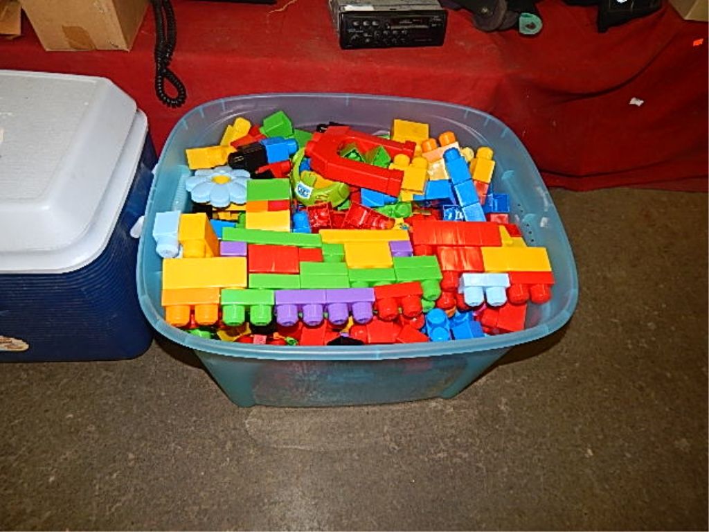 BIN OF KIDS LARGE LEGO BLOCKS