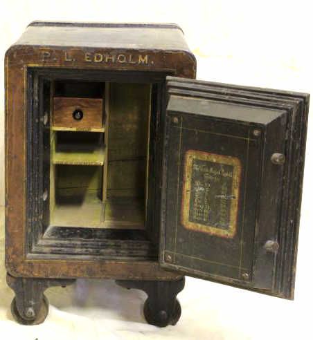 Great little antique safe made by Victor Safe Co.