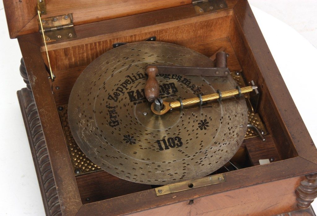 Kalliope 9 in. Disc Bell Music Box